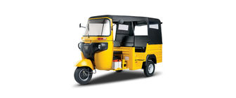 Bajaj RE Maxima vs Indo Wagen Q8 Easy Comparison - Price & Specs