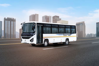 Force Traveller Mono Bus vs Keto URBANOVA KE9 Comparison - Price & Specs