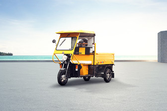 Bajaj GOGO vs Lohia Narain XiW Comparison - Price & Specs