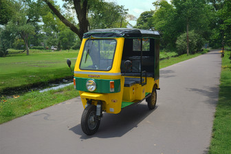 Baxy Mobility E Rath vs Vidhyut E1 Comparison - Price & Specs